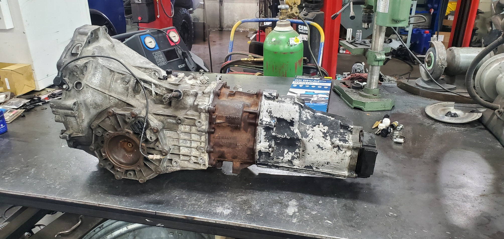 Audi 01e Rebuild Service – Hersh Performance & Racing